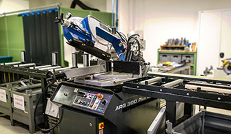 Pilous ARG 300 Plus S.A.F. sawing machine - Kvalix
